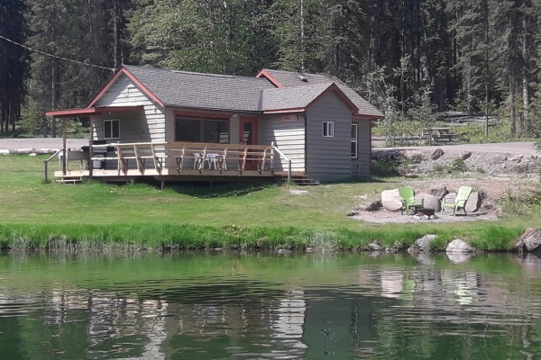 Home - Moosehaven Resort, Hathaway Lake, 100 Mile House, Cariboo ...